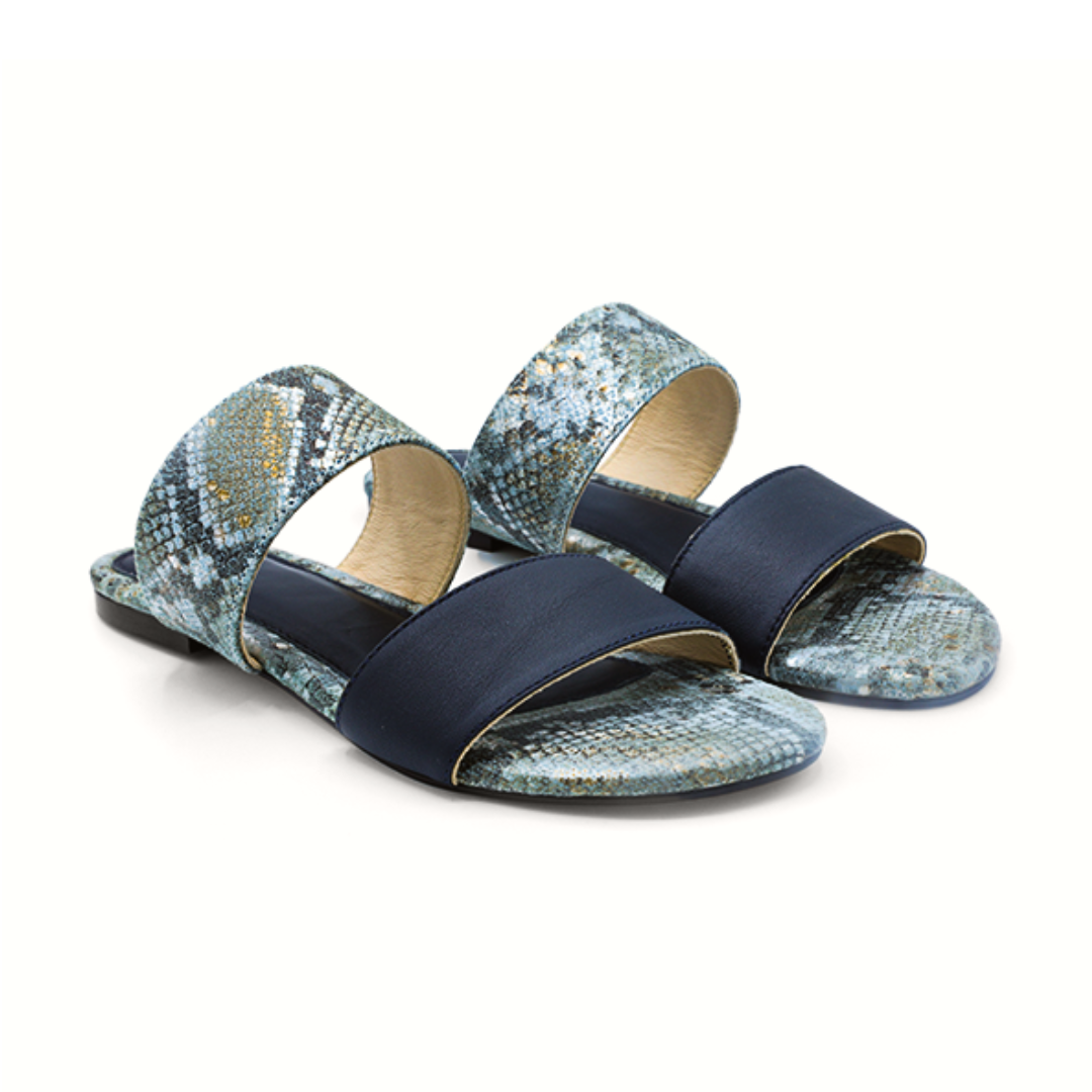 FAK2 - Blue - Snake Pattern Slides